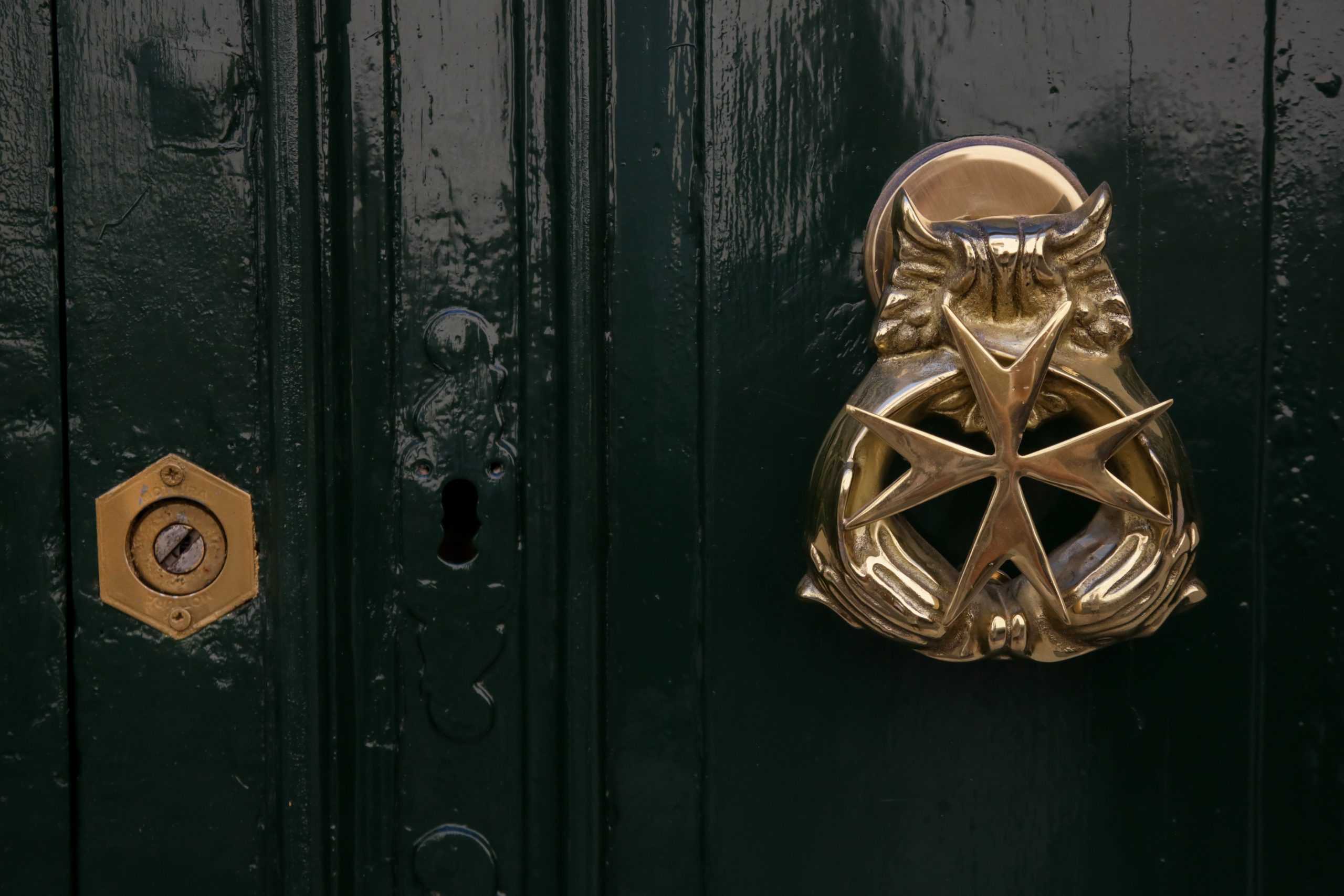 Maltese twists on properties - Sara Grech